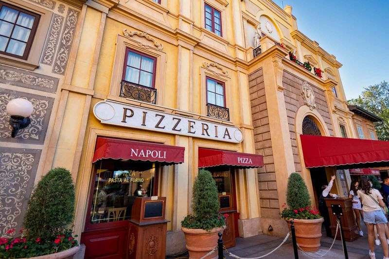 Via Napoli Ristorante e Pizzeria : Disney Dining Alerts